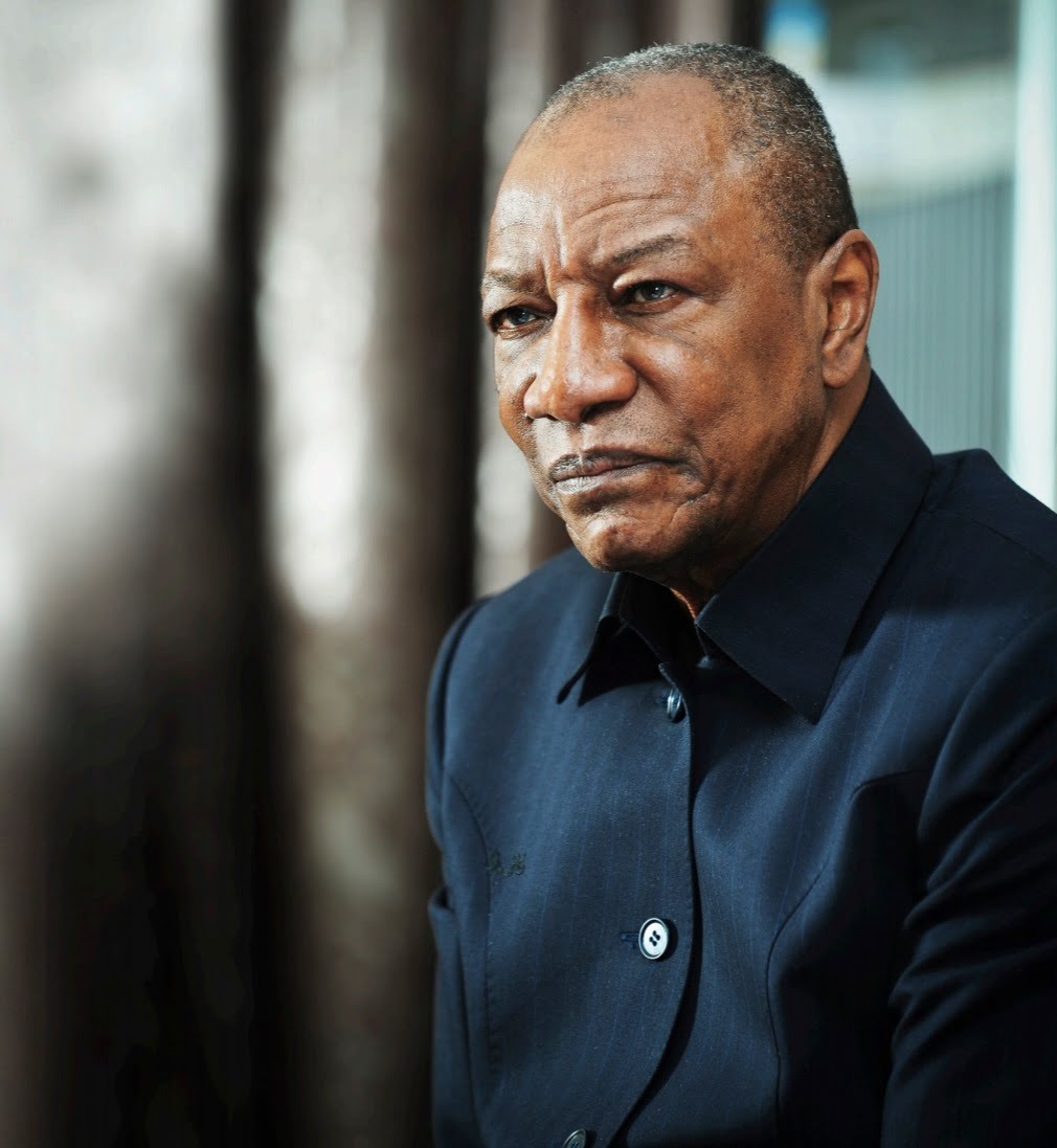 Alpha Condé face à la vox populi, le prix du litre du carburant reste ...